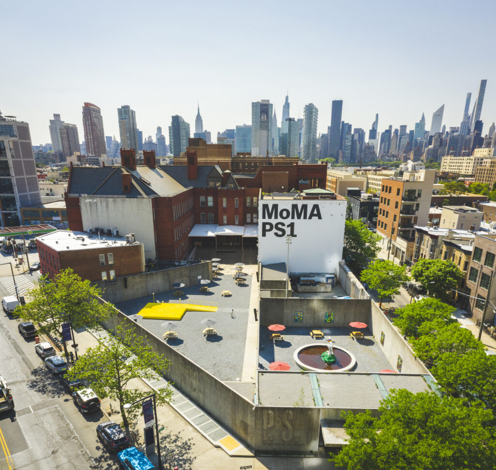 Top 5 Reasons to Live in LIC - No-Fee Luxury Apartments Long Island City